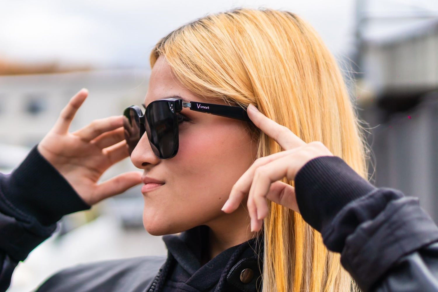 Vision 83 Optical – V Smart Eyewear